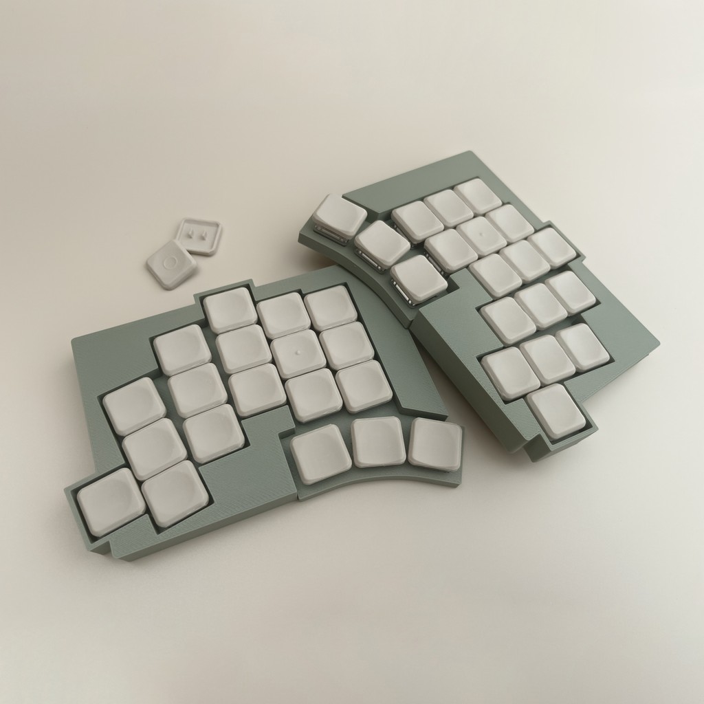 Jual TOTEM Wireless Split Keyboard - Choc V1 Hot-swappable ZMK Dual ...