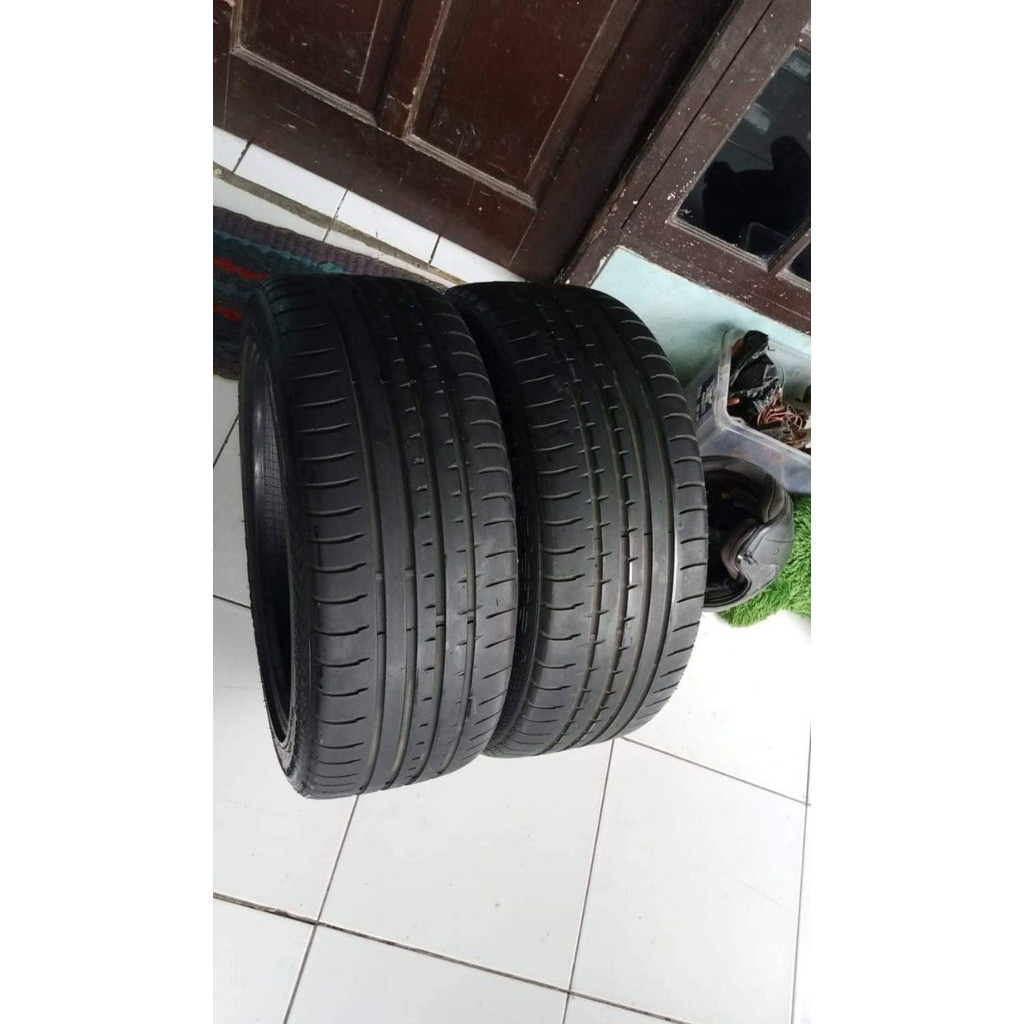 Jual ban mobil ukuran 235/55 R 18 kondisi barang second 75 persen Redy ...