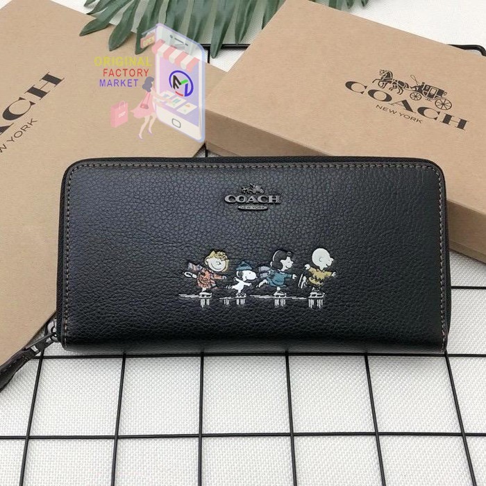 Jual Dompet COC Long Wallet Snoopy Edition Black Leather F16122 ...