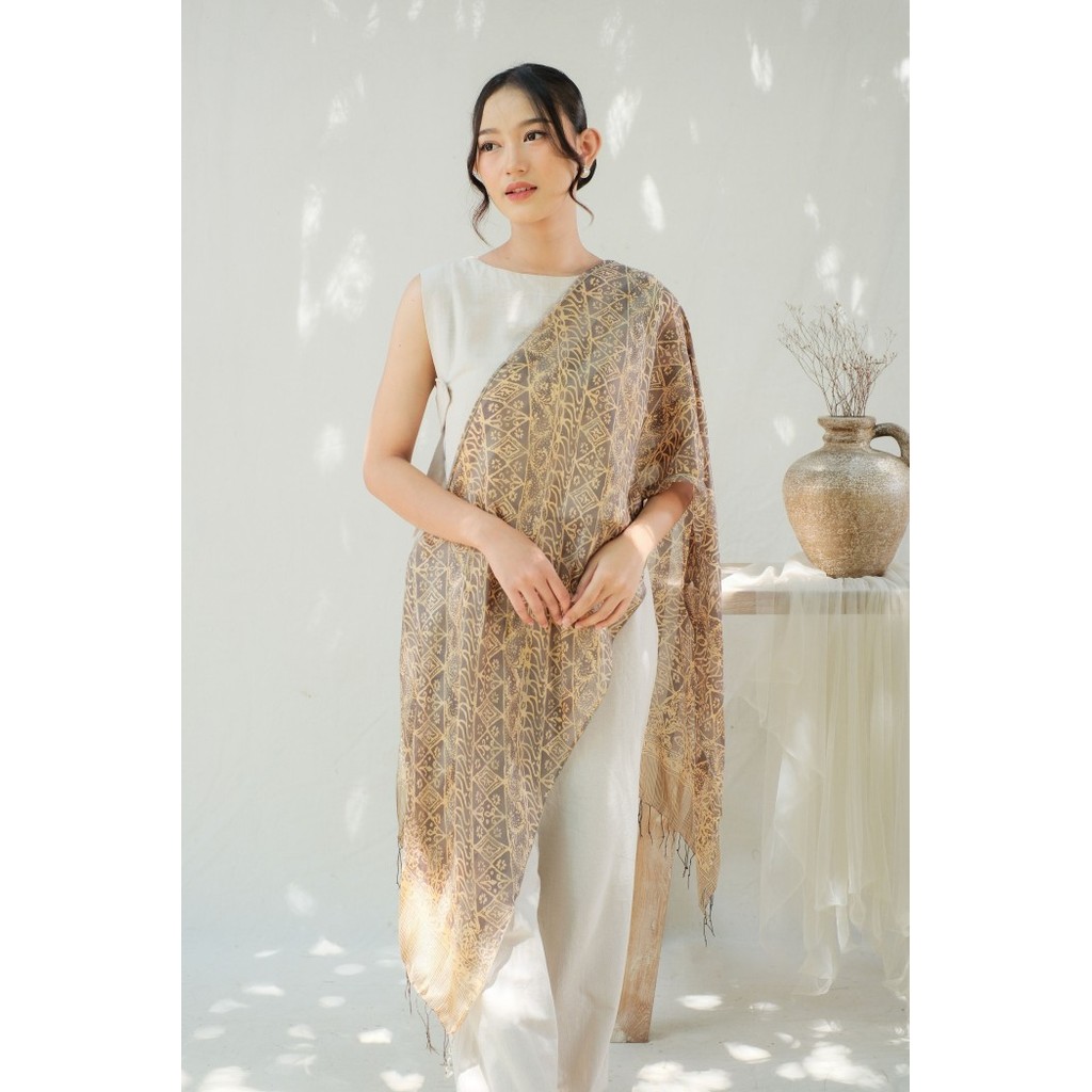 Jual BATIK RATU - Syal Batik Sutra Parang Songket - Grey - 45 | Shopee ...