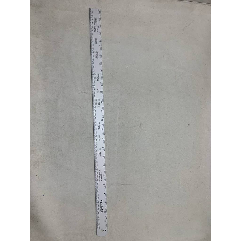 Jual Penggaris Mistar Aluminium Kentaro 60cm/Penggaris Tukang ASLI ...