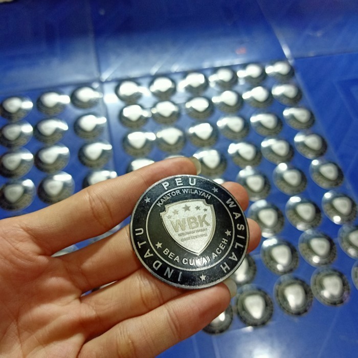 Jual pin wbk 2022 / pin wbk 2022 integritas / pin wbk / pin wbk magnet ...
