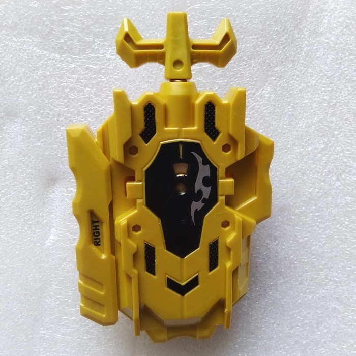 Jual FLAME Beyblade Burst B-119 GOLD String Power Launcher R/L / NO BOX ...
