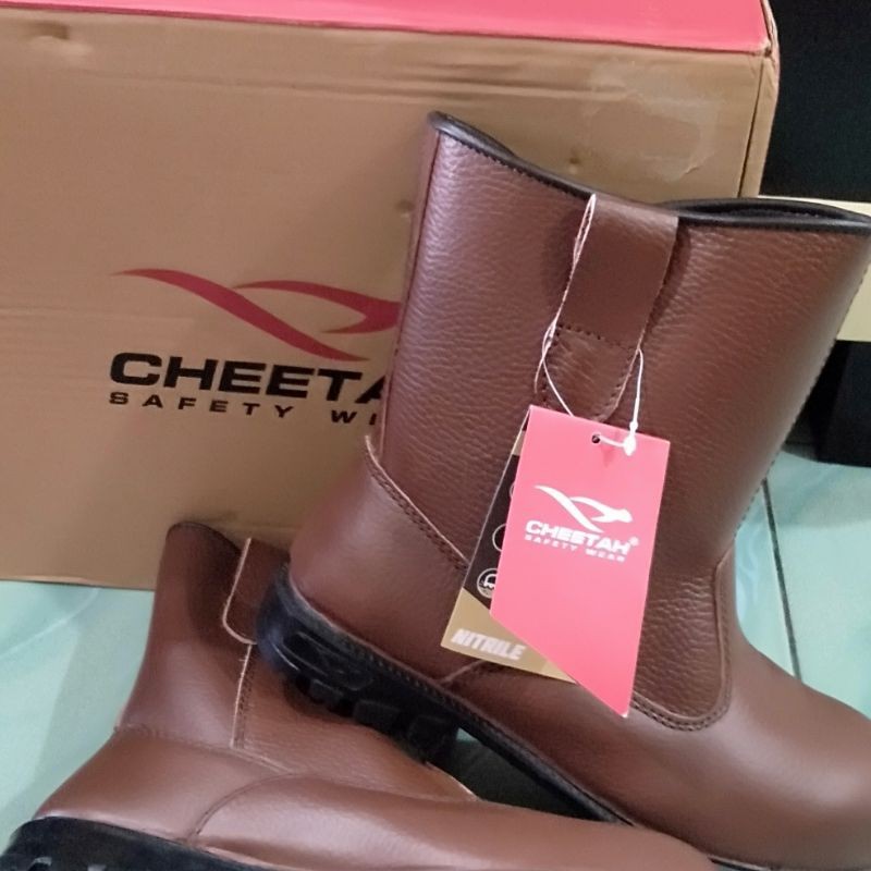 Jual Sepatu safety cheetah original 2288c/Nitrile boots safety/sepatu ...