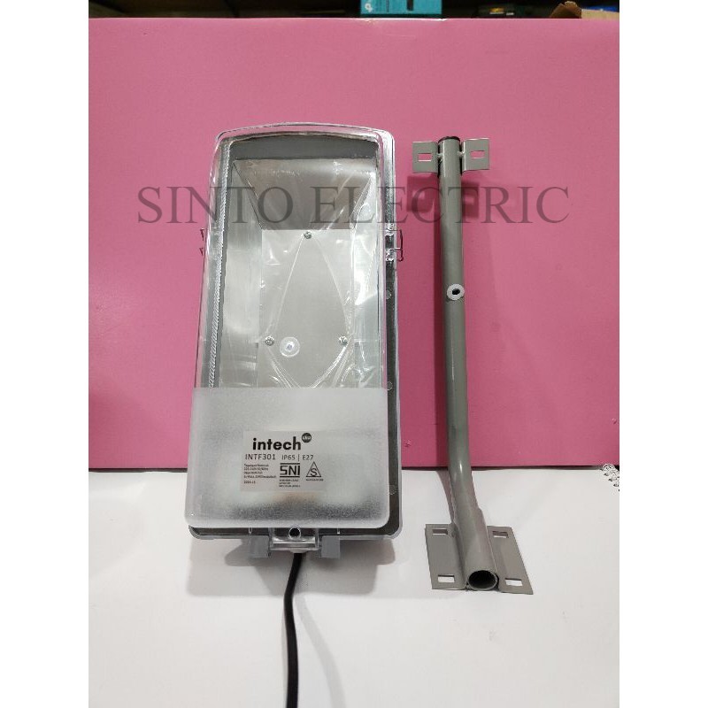 Jual Intech - Fitting Lampu Jalan (Street Light Fixture) Waterproof ...