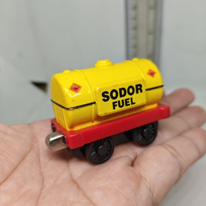 Jual BDD Thomas and Friends Diecast Magnet Metal Engine Take and Play ...