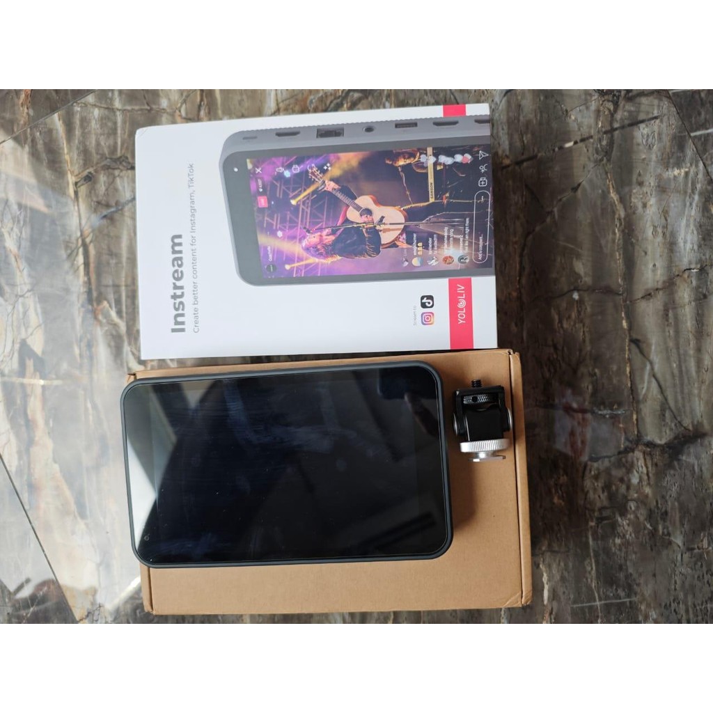 Jual YoloBox Instream Portable Vertical Live Stream Studio Device ...