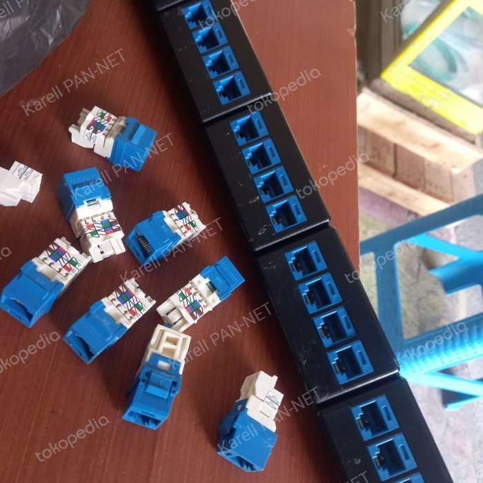 Jual [New]Promo patch panel 24 port panduit netkey cat 6 komplit set ...