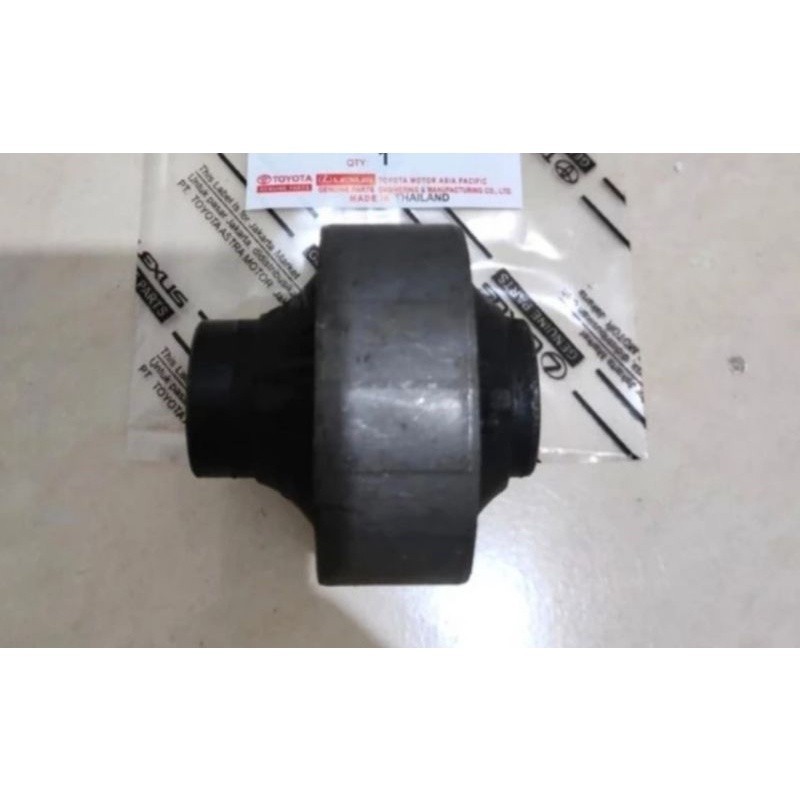 Jual boshing big lower arm busing bushing besar sayap bawah sienta ...