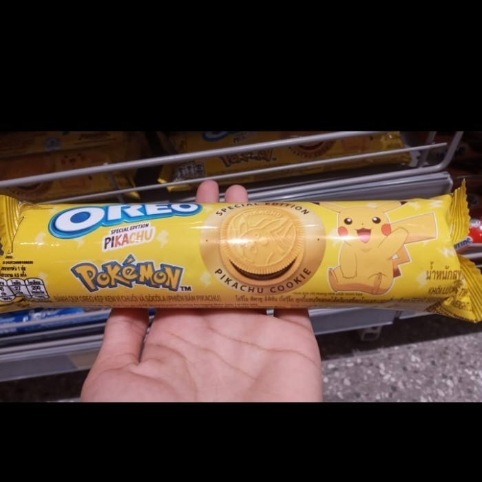 Jual Oreo Pikachu biscuit biskuit cookies roll 1 's | Shopee Indonesia