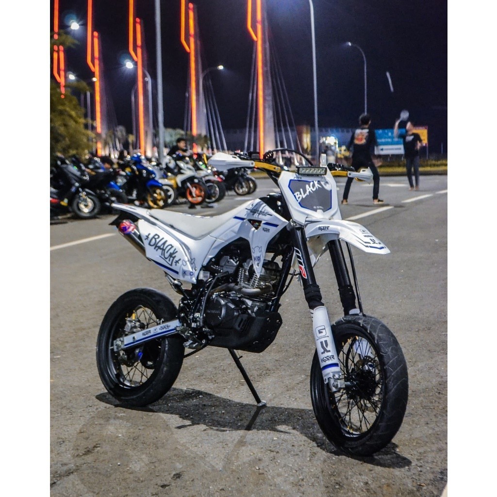 Jual Decal/Stiker crf 150l/Gordon/ D'Tracker /CRF /KLX BF full body ...