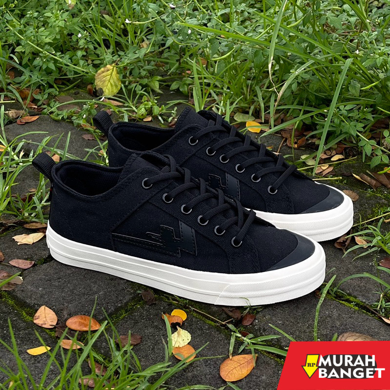 Jual sepatu sneakers lokal terbaik Sepatu Sneakers Pria Wanita ...