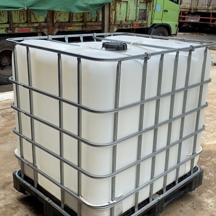 Jual Tangki IBC Tank 1000 Liter CROSBOTTOL SCHUTZ - JMD | Shopee Indonesia