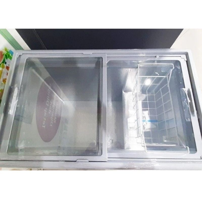 Jual CHEST FREEZER BOX POLYTRON PCF 129 229 SLIDING FLAT GLASS 194 L ...