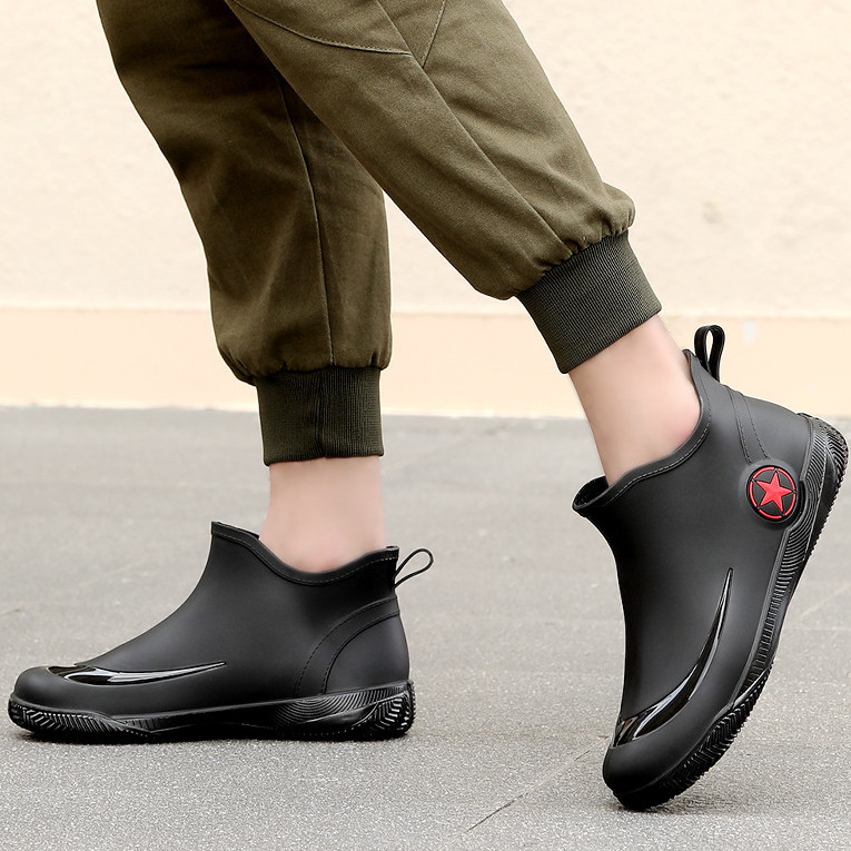 Jual Geng Rendah Non -slip Bahan PVC Sepatu Boots Pria Import Premium ...
