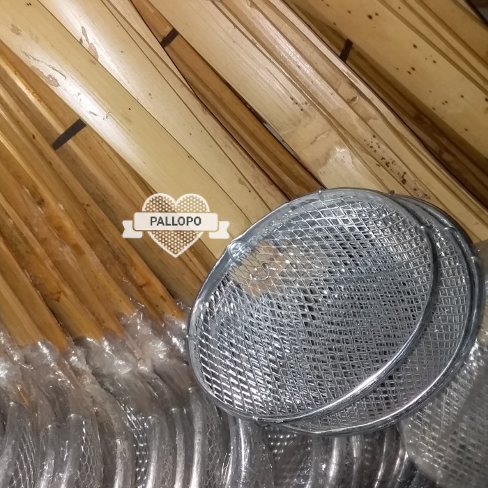 Jual PERABOTAN DAPUR/ Serok saringan mie aluminium | Shopee Indonesia