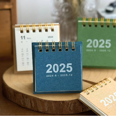 Jual Kalender Meja Mini Calendar 2025 Minimalist Style Edition | Shopee ...