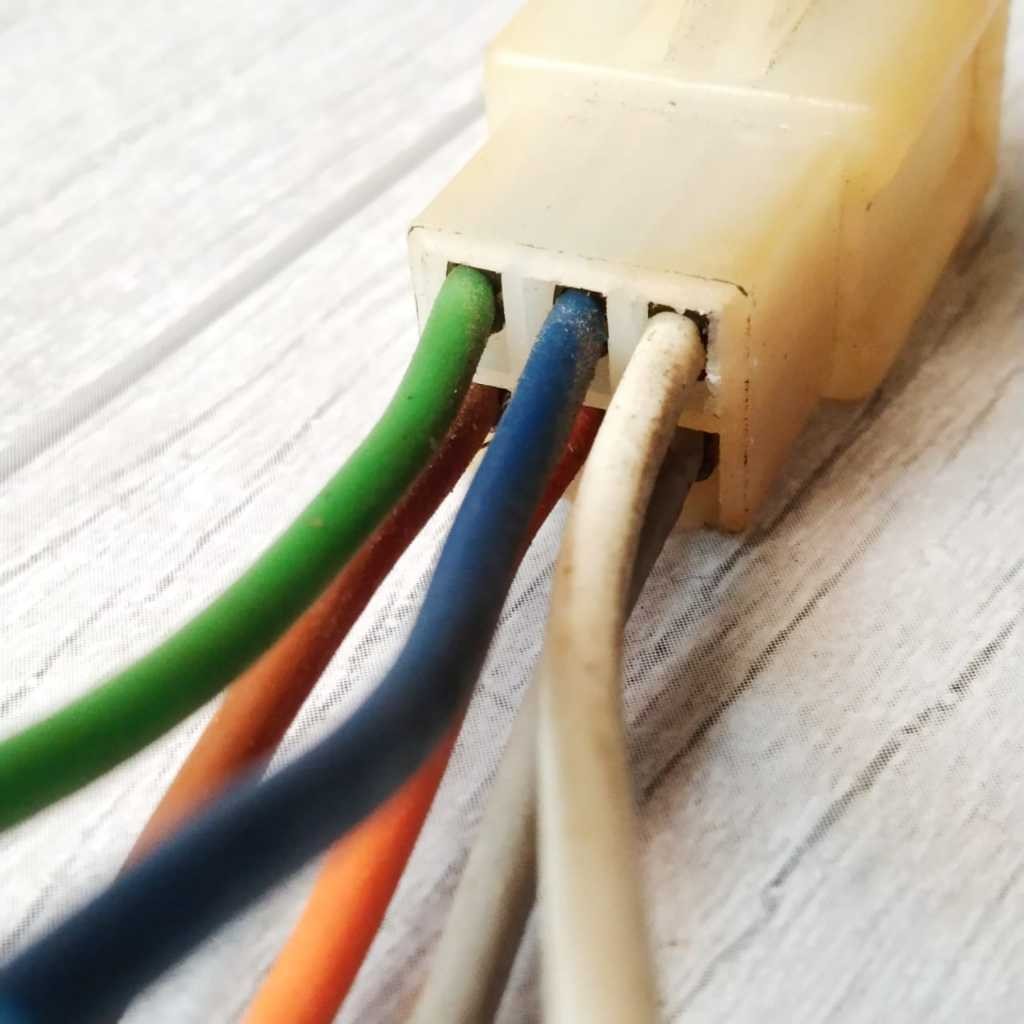 Jual NOS/SOCKET KABEL COP FITING KABEL 6PIN MALE UNIVERSAL | Shopee ...