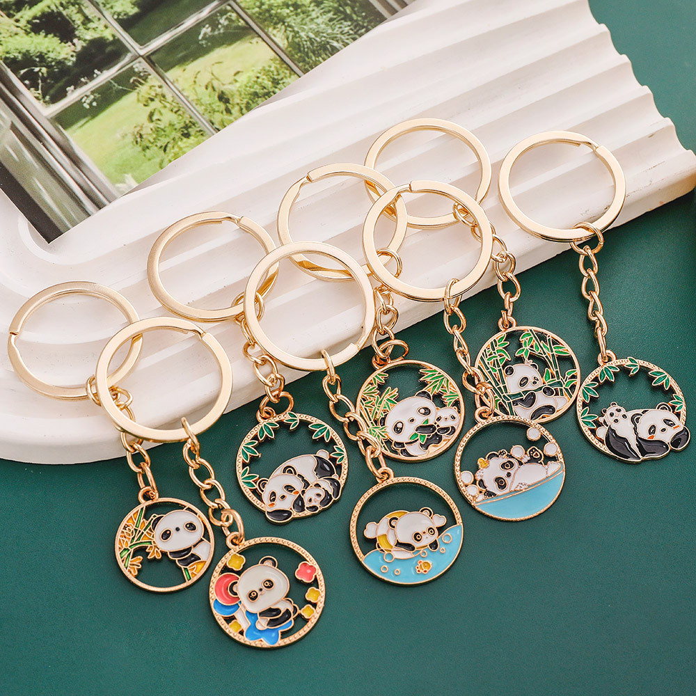 Jual Gantungan Kunci | Gantungan Tas Model Panda Besi | Ganci Panda ...