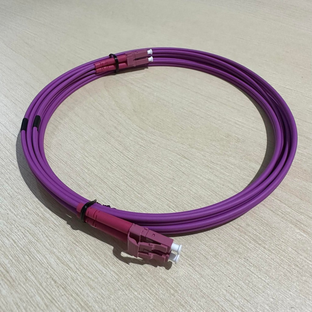 Jual Patchcord OM4 2meter LC LC Multimode LSZH Duplex | Shopee Indonesia