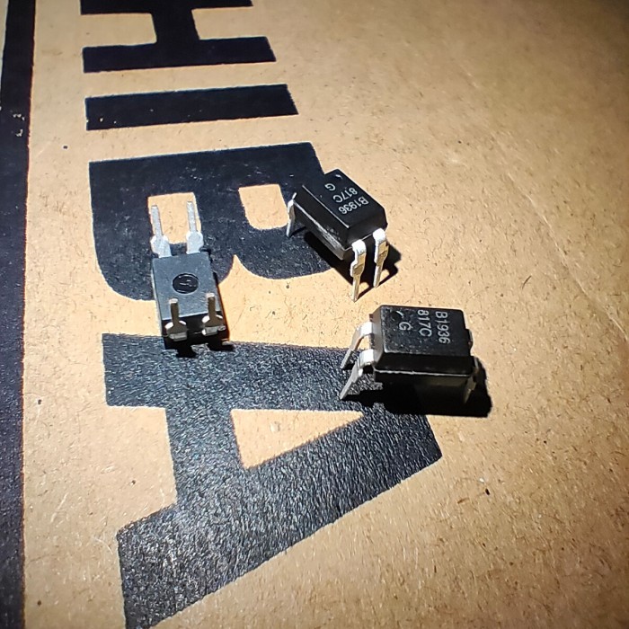 Jual PC817 Optocoupler Photocoupler Phototransistor | Shopee Indonesia