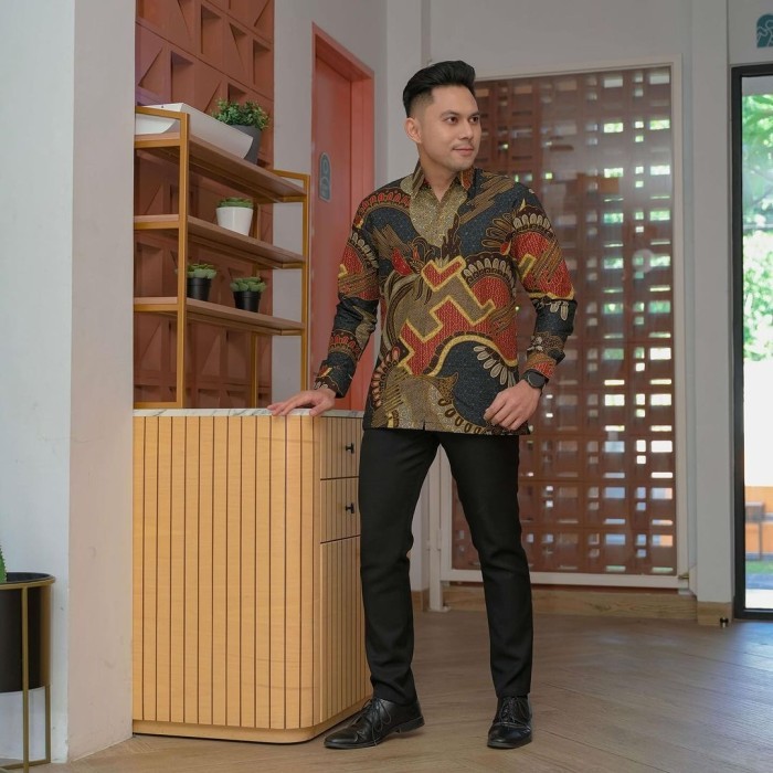 Jual Baju Batik Pria Panjang Furing BAGUS Raja Ampat Motif Hitam Jumbo ...