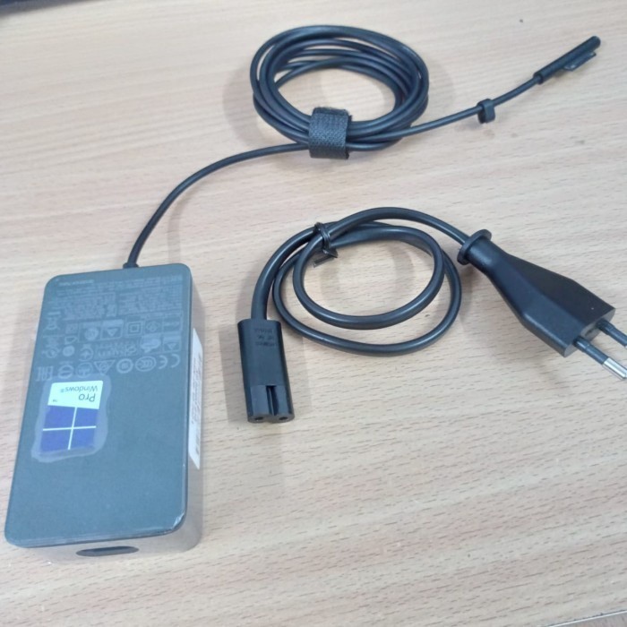 Jual Adaptor for Microsoft Surface Pro 4 charger 15 V 4A USB -DN ...