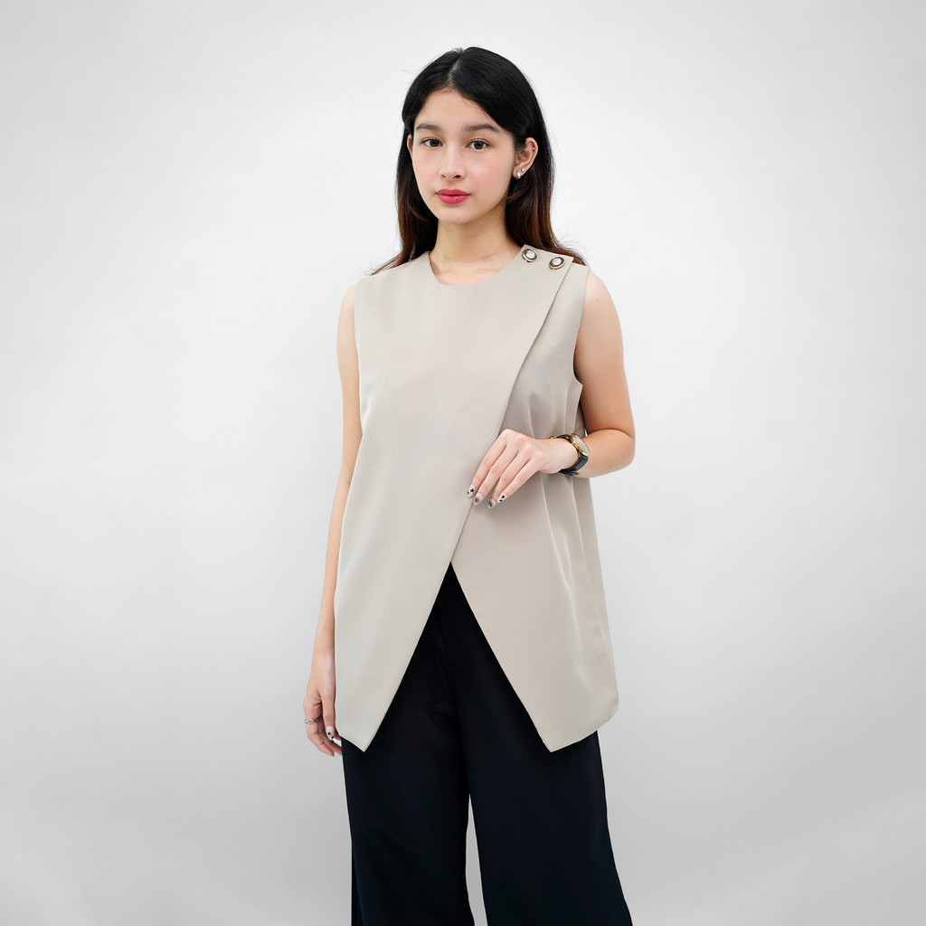 Jual Michael's Collection - Yuki Top | Shopee Indonesia