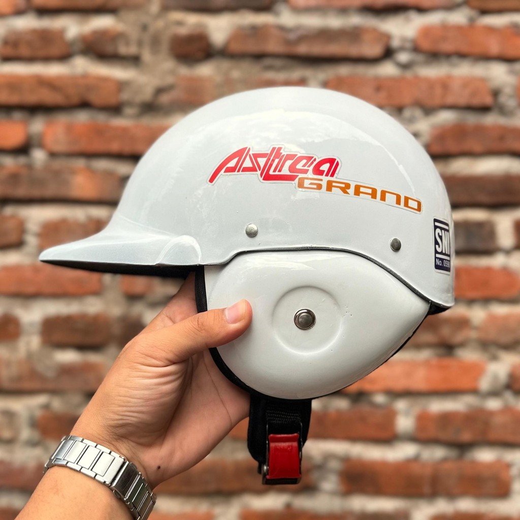 Jual Helm Chips Classic Astrea Grand | Shopee Indonesia