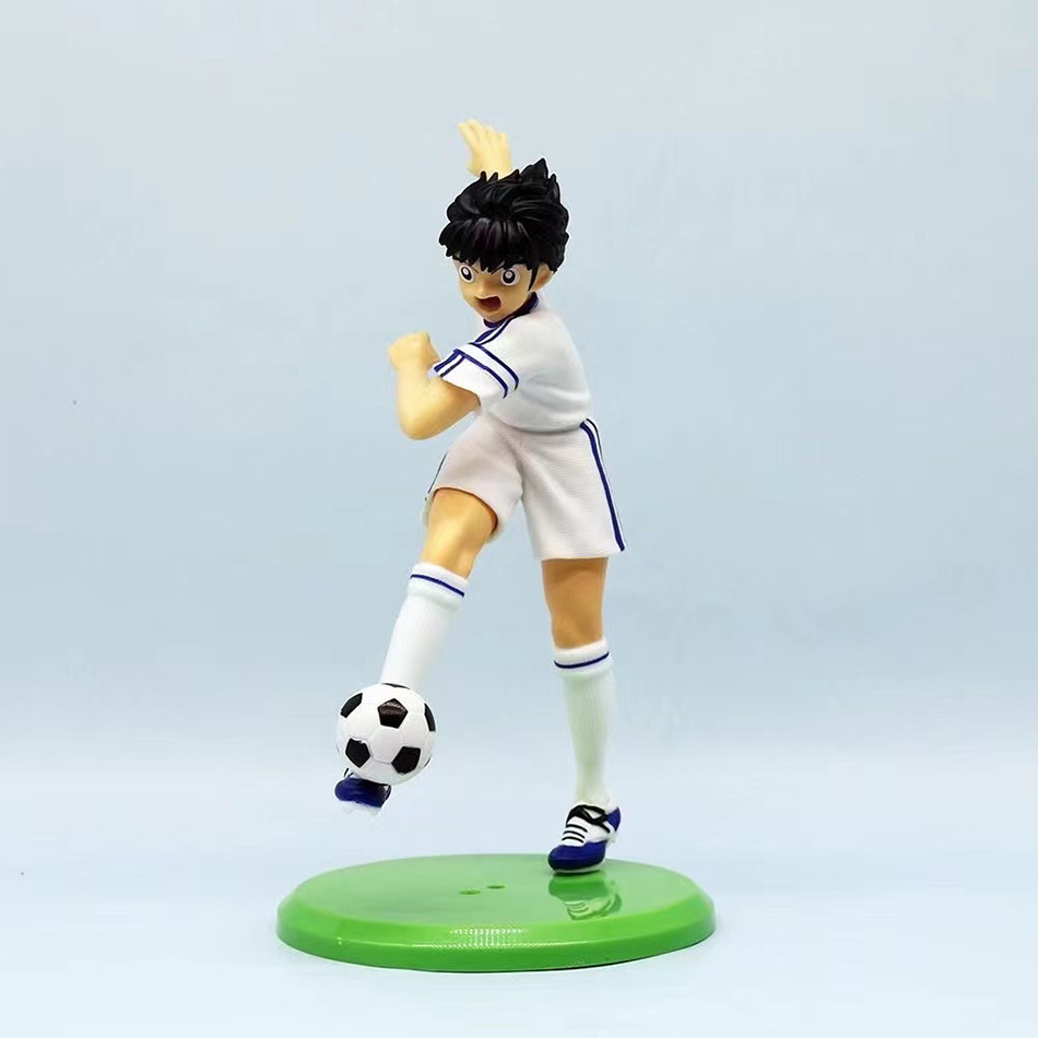 Jual NEW 21cm Captain Tsubasa Anime Figure Ozora Tsubasa Action Figures ...