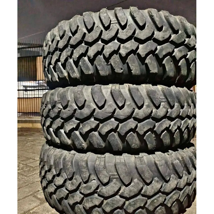Jual ban mobil copotan berkualitas layak pakai 235/75 R15 MT (Nazwa ...