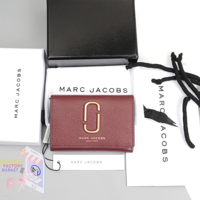 Jual Dompet MJ The Snapshot Compact Wallet Logo Badge Red ORIGINAL ...