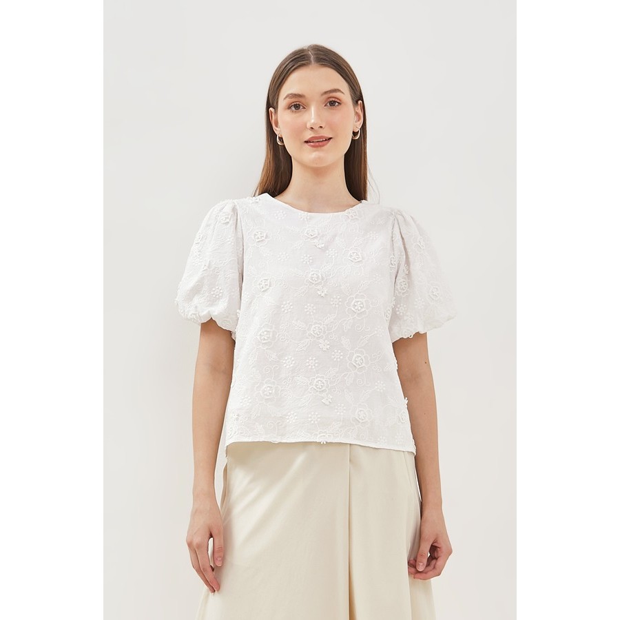 Jual Minimal Paola Blouse Wanita - Lengan Puff - Detail Bordir - Warna ...