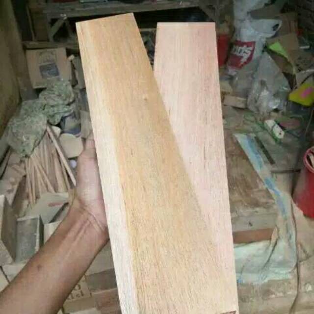 Jual Kayu Reng Kaso Mahoni Ukuran 5x7 Panjang 20 - 120cm | Shopee Indonesia