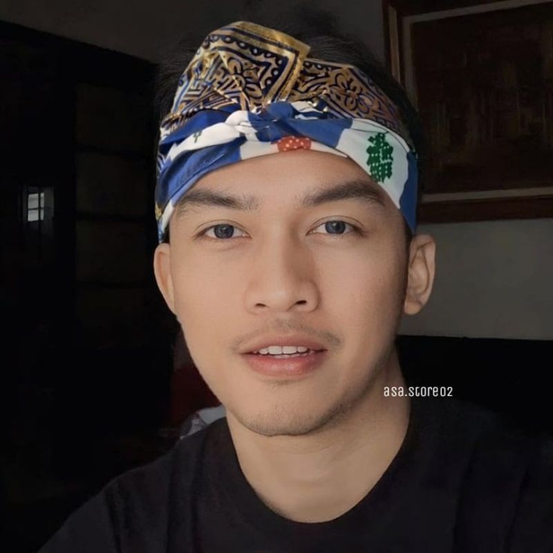 Jual Best Quality | Udeng Bali tradisional Prada topi Adat khas Bali ...