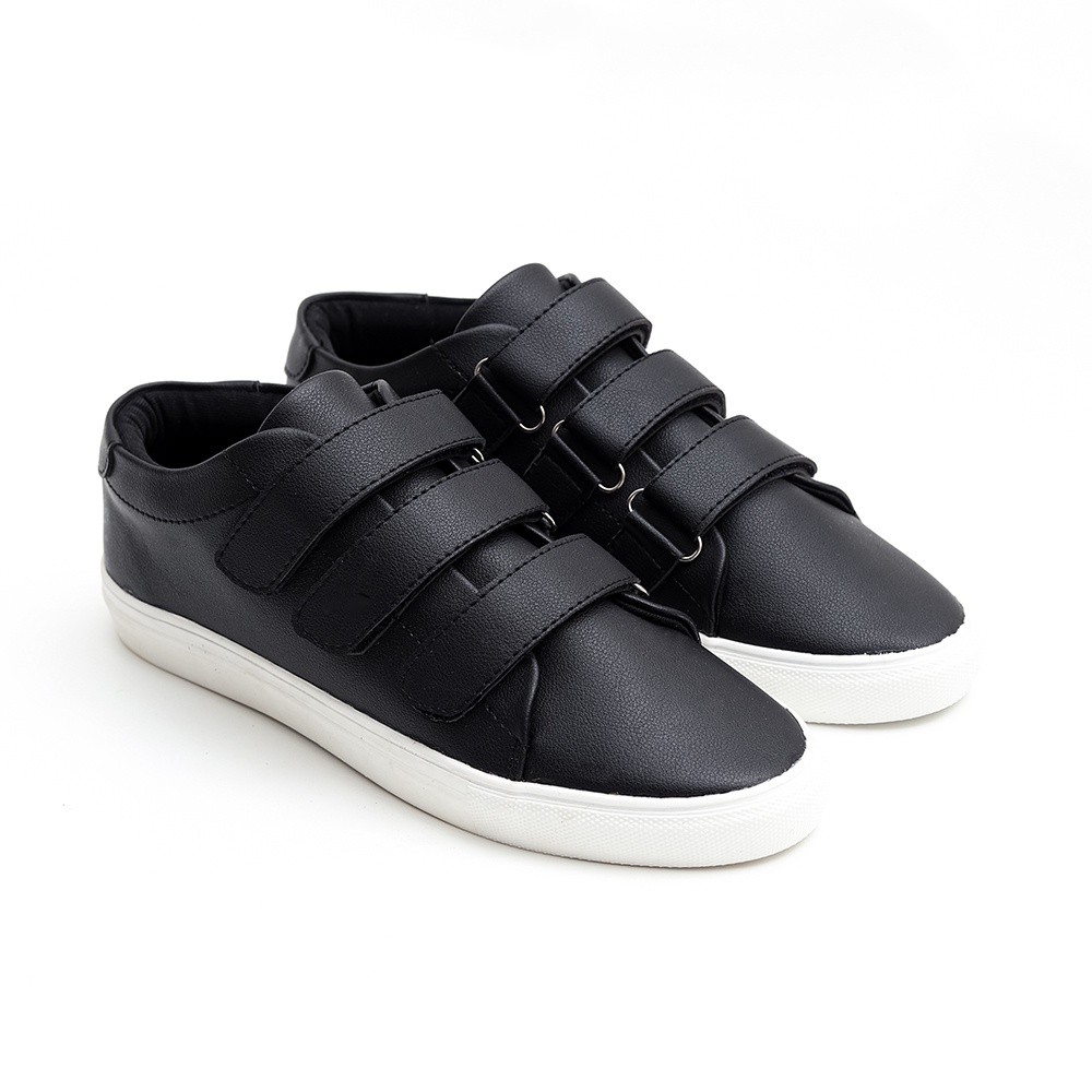 Jual Sepatu Sneaker Hitam Wanita Casual ORIGINAL MEISIE BLACK AURIERMAX ...