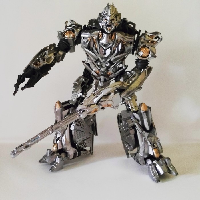 Jual Mainan Robot Transformers Megatron Deformation Baiwei TW-1023 BMB ...