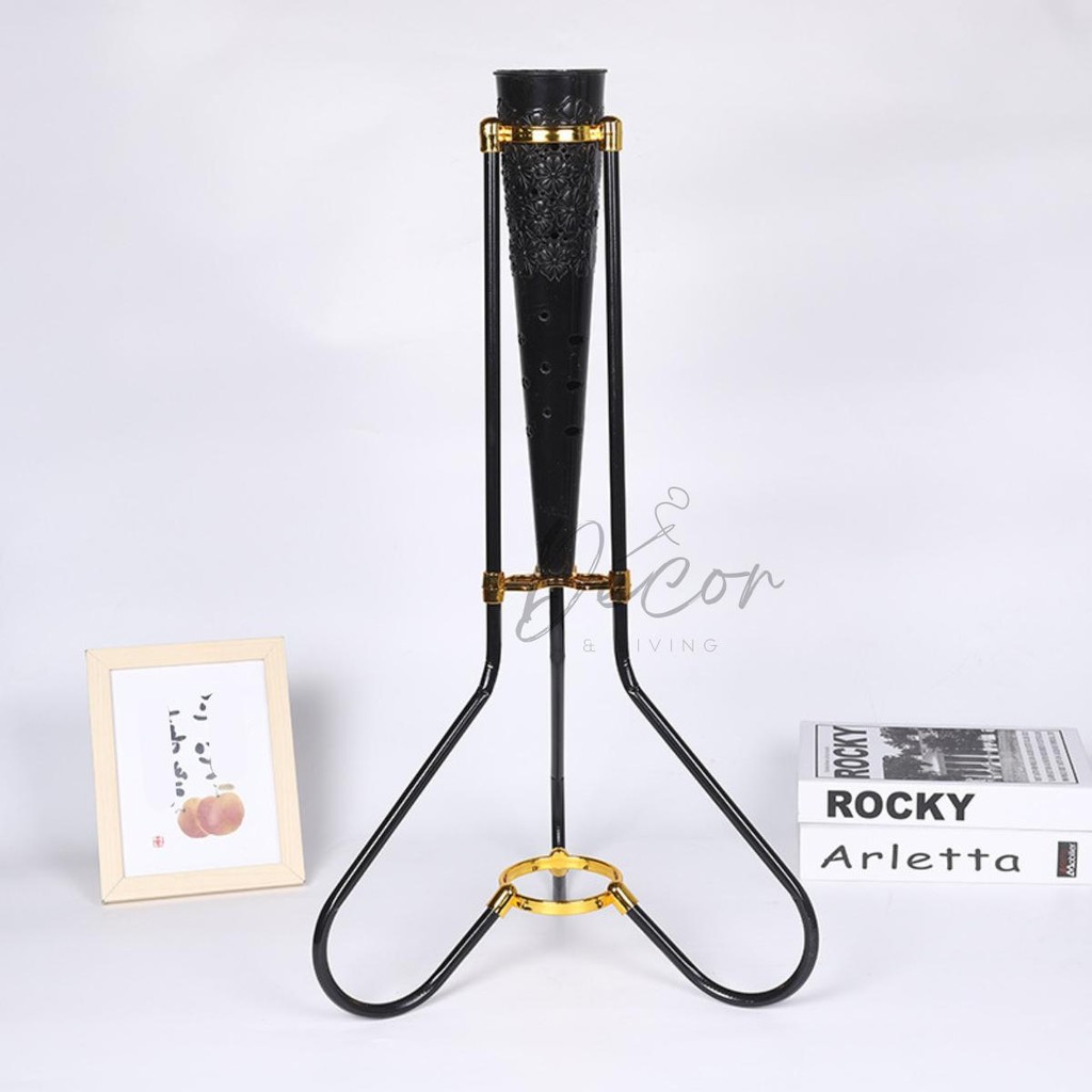 Jual Vas Standing Besi 70CM Jumbo Vas Corong Besi Pot Bunga Sudut ...