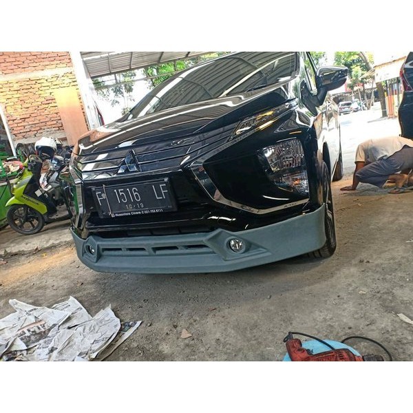 Jual Bodykit Mitsubishi Xpander Oem Depan Saja Body Kit Bodikit Gradee ...
