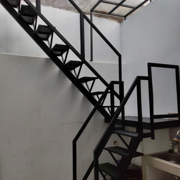 Jual tangga rebah plat bordes | Shopee Indonesia