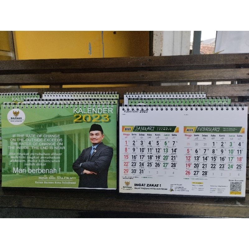 Jual Kalender Meja Hardcover Custom Foto Satuan Partai Perusahaan ...