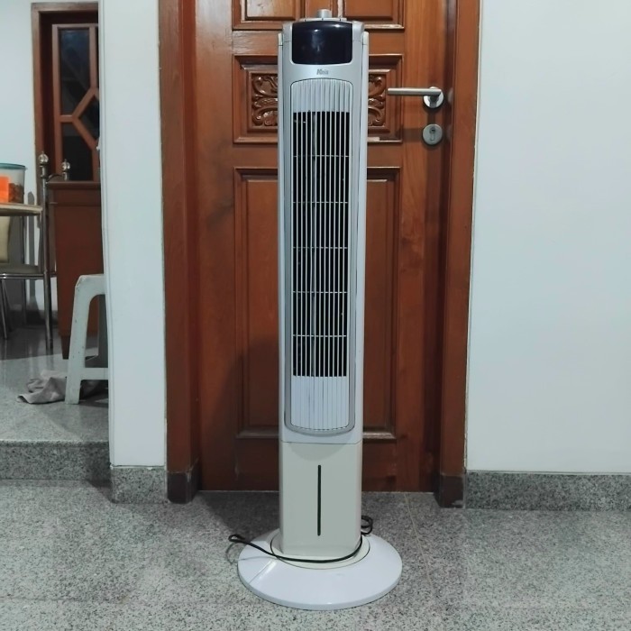 Jual Kris Tower Pedestal FTE45-LED Fan Kipas Angin Lantai | Shopee ...