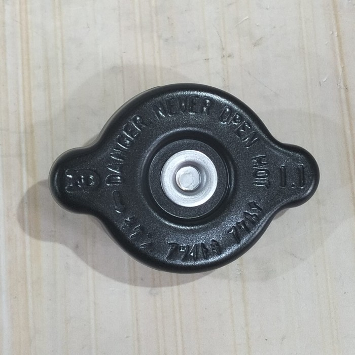 Jual Tutup Radiator Cap Air Tutup Tabung Air Isuzu Panther Original ...