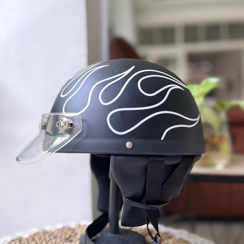 Jual Helm Chip Classic Retro Motif Api Free Pet | Shopee Indonesia