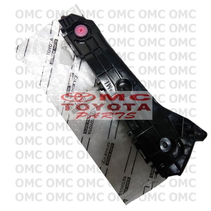 Jual Support Bracket Breket Pegangan Bumper Depan Kiri Innova 52116 ...