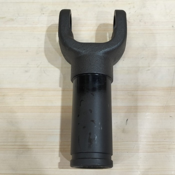 Jual Yoke Sleve Splined As Kopel Shock Propeller Shaft ISUZU ELF NLR ...