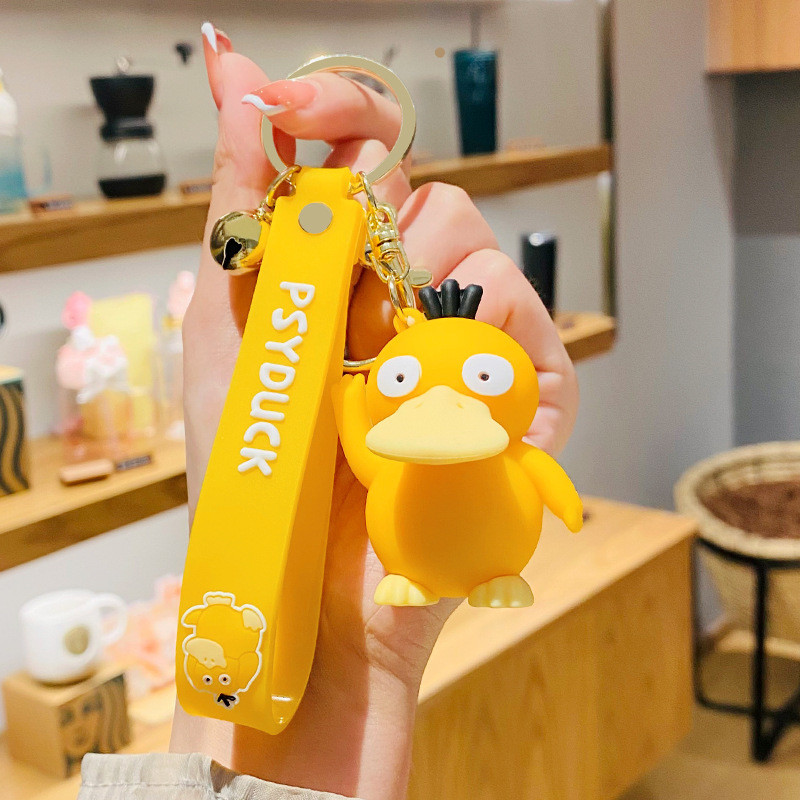 Jual Gantungan Kunci Bebek Lucu Kreasi Kartun Modis Mini Boneka Mobil ...