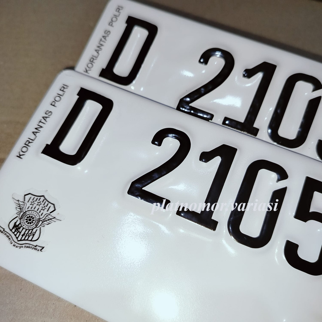 Jual CETAK baru Plat Nomor Motor Putih sudah Baut Tanam dan sudah ada ...