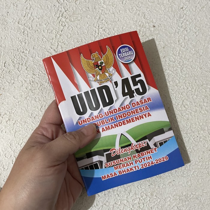 Jual Buku UUD 1945 UNDANG UNDANG DASAR 1945 | Shopee Indonesia