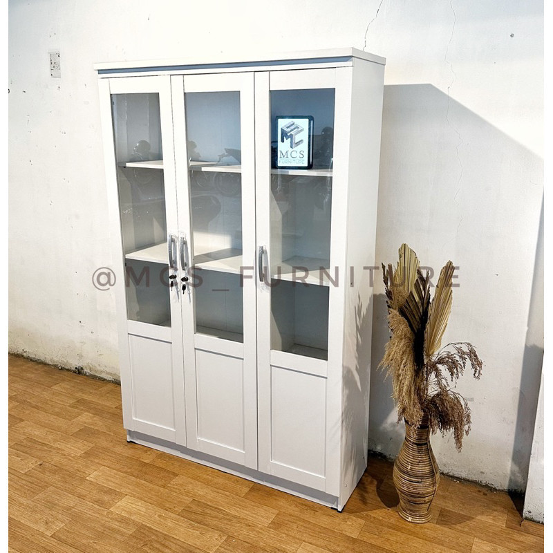 Jual Lemari Tas Display Showcase Kaca Rak Tas Display Showcase Mebel ...